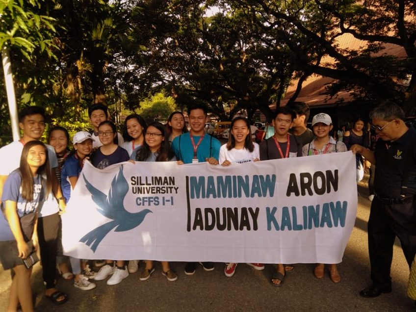 Senior High students join peace parade | Silliman University