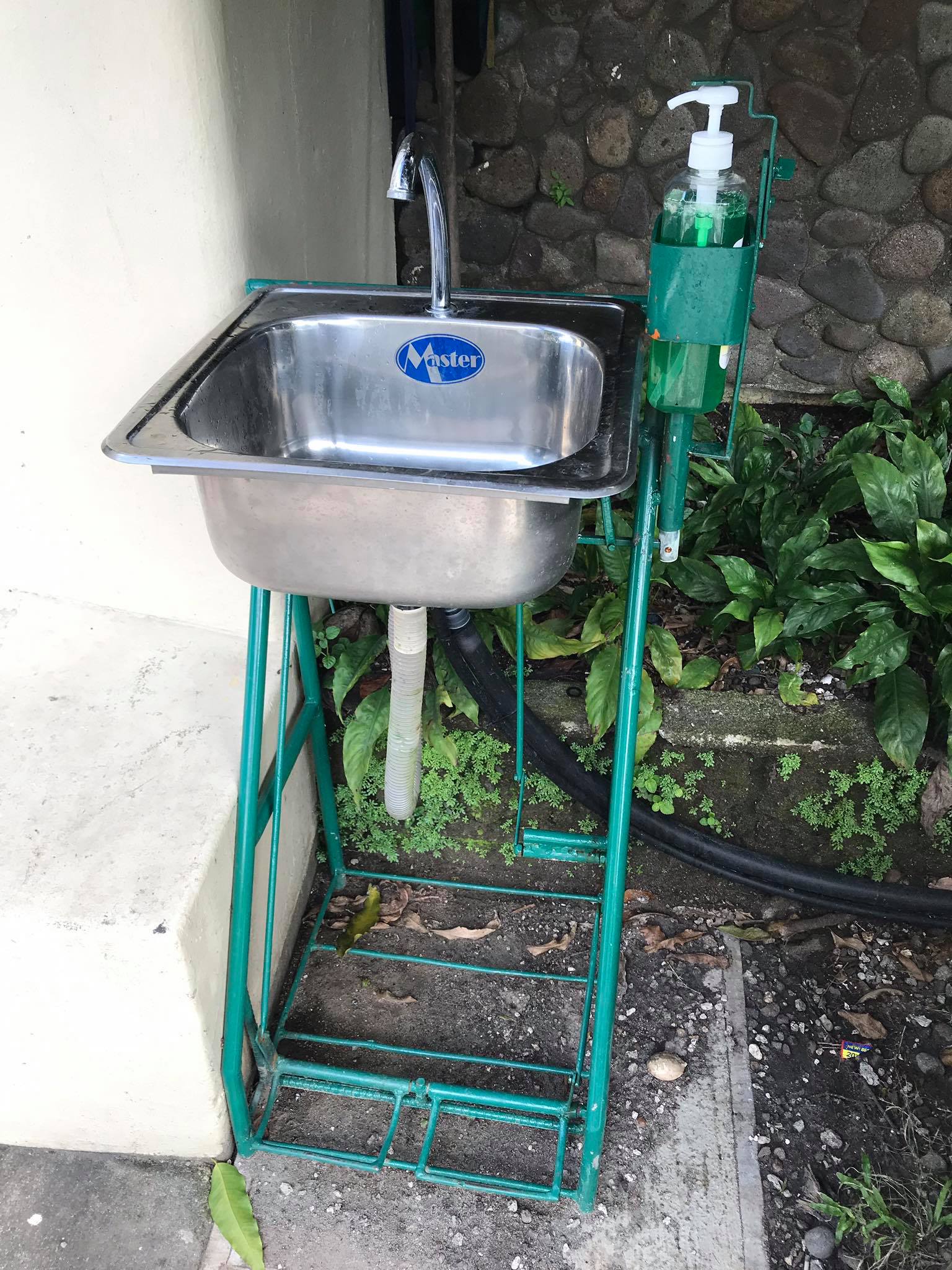 SU installs touch-free handwashing stations at gates | Silliman University